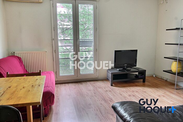 Appartement à louer - Lyon e , Champvert, Gorge de Loup - 2 pièces - 1 chambre