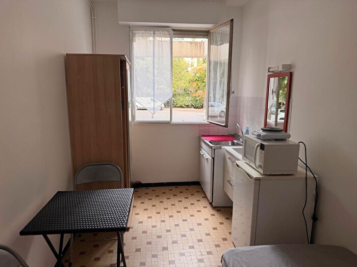 Appartement 1 pièce à Marseille 8ème, Saint-Giniez, à louer