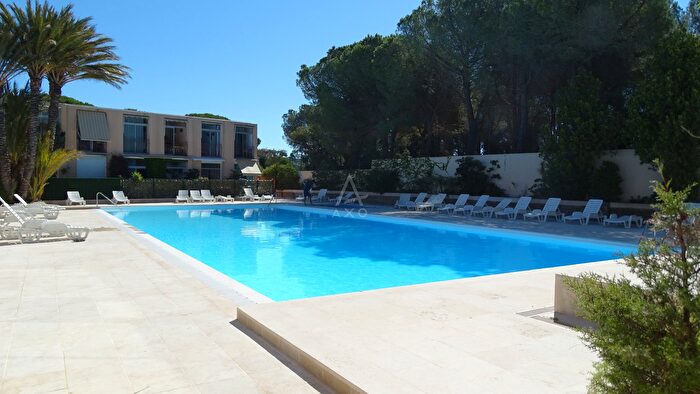 Appartement à vendre - Le Lavandou, Rousset, Four des Maures, Saint-Clair - 2 pièces - 1 chambre