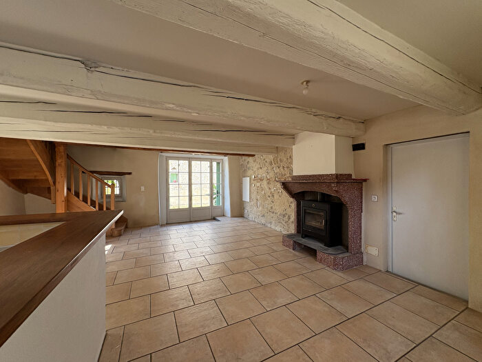 Maison à louer - Villasavary - 4 pièces - 2 chambres