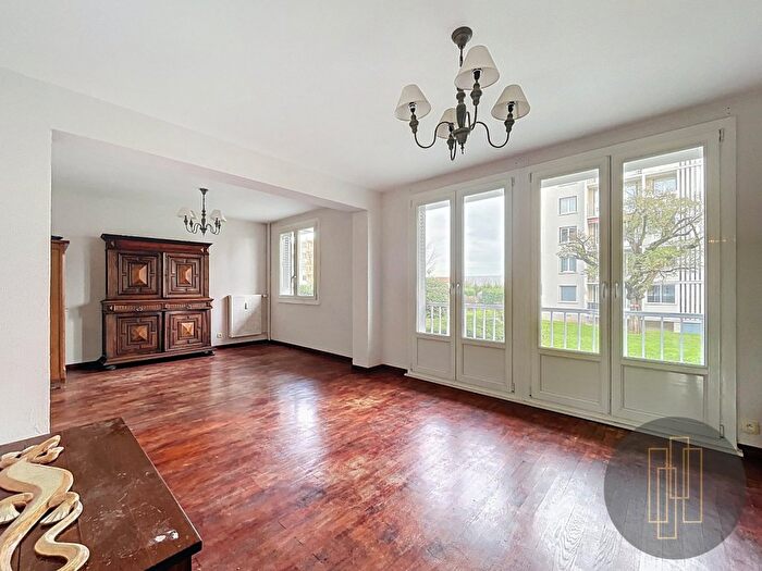 Appartement à vendre - Villefranche-sur-Saône, Centre-ville - 2 pièces - 2 chambres