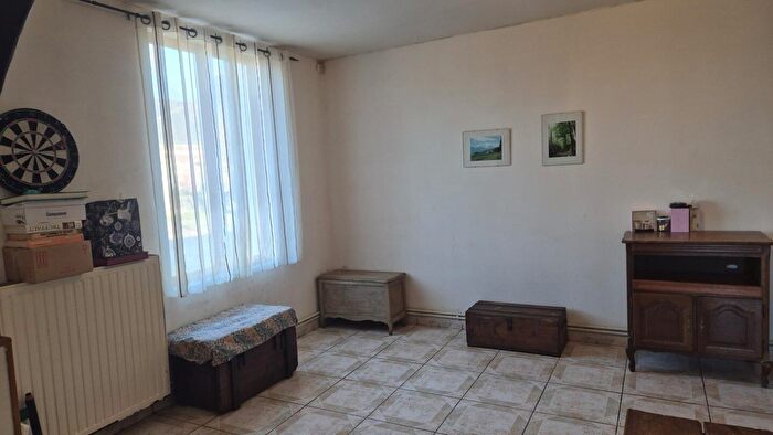 Maison à vendre - Guiscard - 5 pièces - 3 chambres