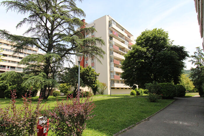 Appartement à vendre - Eybens - 3 pièces - 2 chambres