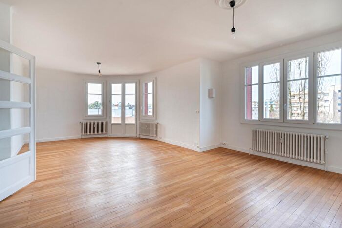 Appartement à louer - Annecy, Parmelan, Albigny - 5 pièces - 4 chambres