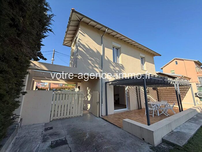 Nice, Caucade : Maison 3 pièces à louer