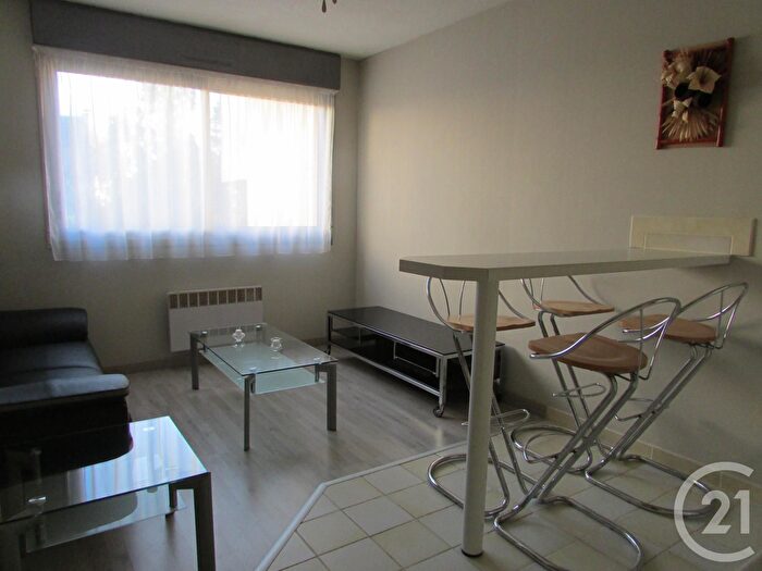 Appartement à louer - Souillac - 2 pièces - 1 chambre