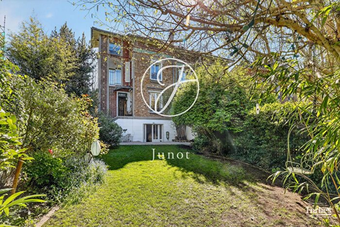 Maison 7 pièces à vendre - Garches, Porte Jaune, Petit Garches