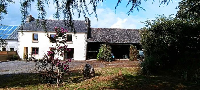 Maison à vendre - Pontivy - 5 pièces - 3 chambres