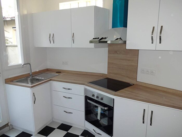 Appartement à louer - Aurence-Corgnac-Cité Universitaire, Limoges - 3 pièces - 2 chambres