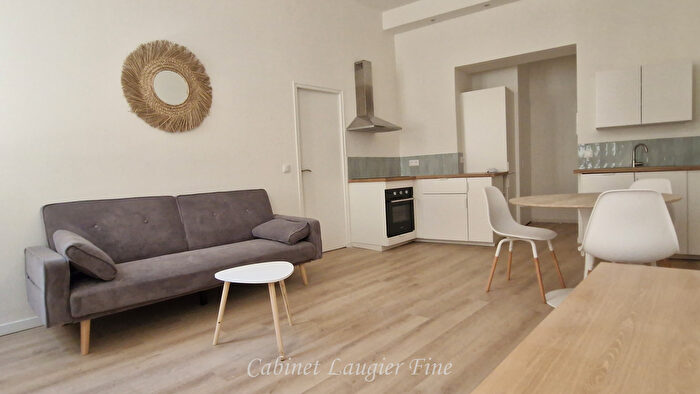 Appartement 3 pièces à louer à Marseille 1er, Thiers