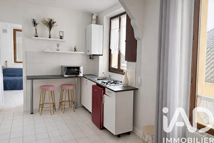 Appartement à vendre - Versailles, Chantiers - 2 pièces - 1 chambre