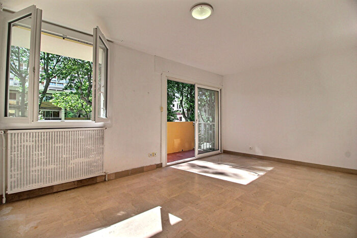 Appartement à louer - Montpellier, Les Beaux Arts - 3 pièces - 3 chambres