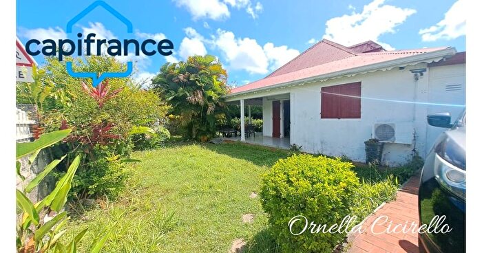 Maison 4 pièces à vendre - Les Abymes