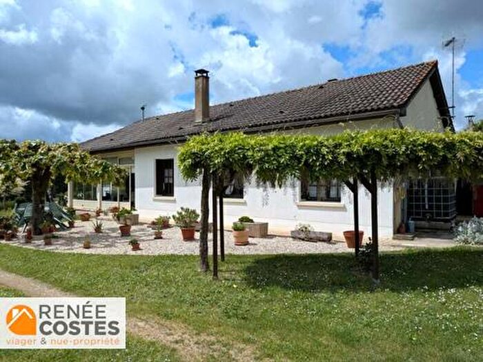 Champagne-Mouton : Maison 5 pièces à vendre