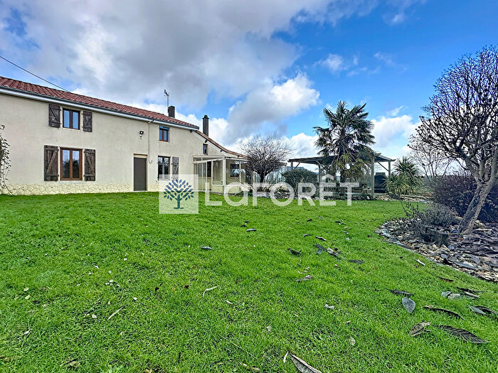 Maison à vendre - Verruyes - 7 pièces - 6 chambres