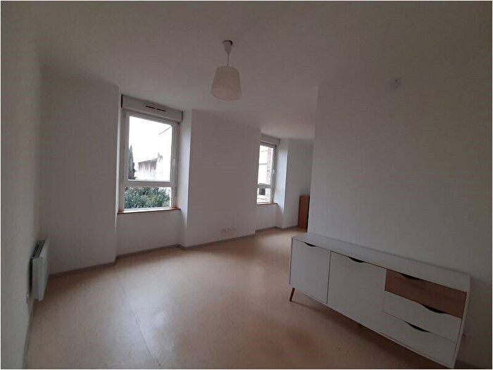 Appartement à louer - Centre Ville-Stalingrad, Alès - 1 pièce