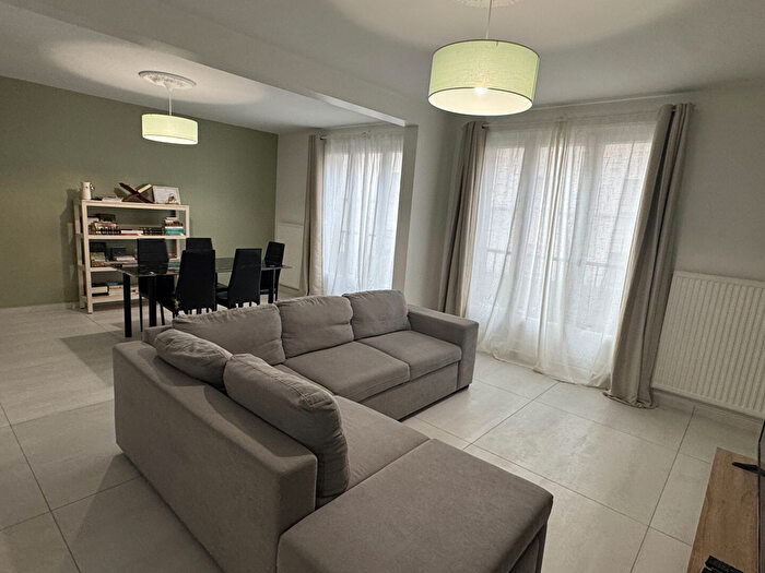 Appartement à vendre - Saint-Étienne, Couriot, Tarentaise, Beaubrun - 4 pièces - 2 chambres