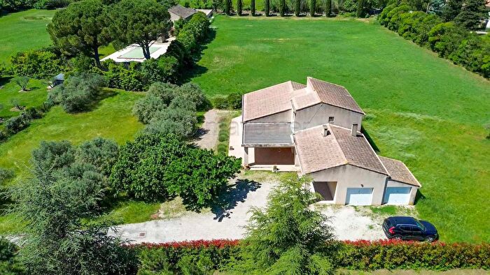 Cavaillon : Maison 8 pièces à vendre