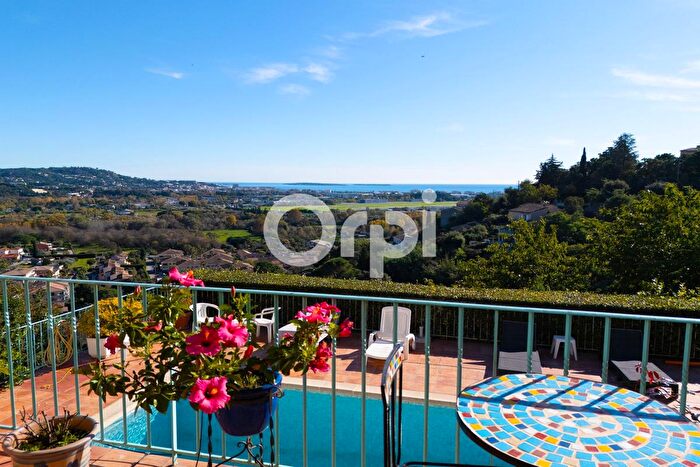 Maison à vendre - Mandelieu-la-Napoule, Capitou - 6 pièces - 4 chambres