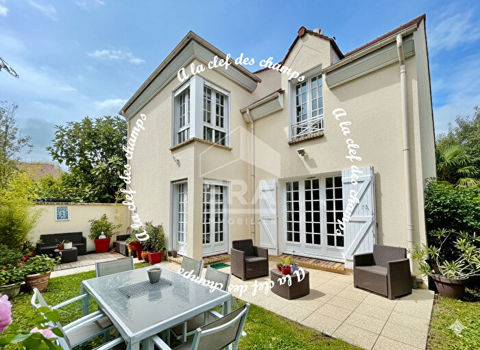 Maison à vendre - Saint-Rémy-lès-Chevreuse - 7 pièces - 4 chambres