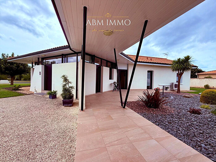 Maison à vendre - Bergerac, Centre-ville - 6 pièces - 4 chambres