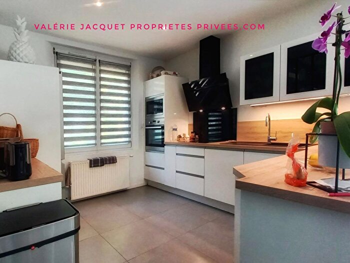 Maison à vendre - Coutras - 4 pièces - 3 chambres