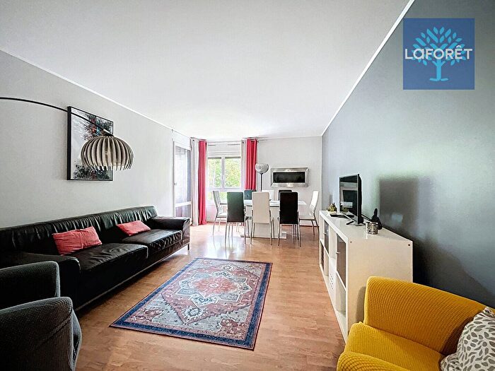 Appartement à louer - Nesles Nord, Champs-sur-Marne - 3 pièces - 2 chambres