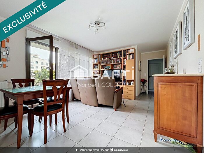 Appartement 4 pièces à Saint-Cyr-l'École, Fontaine Saint-Martin, à vendre