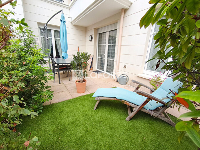 Appartement à vendre - Plaisir, Ebisoires - 3 pièces - 2 chambres