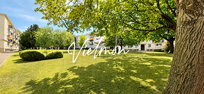 Saint-Germain-en-Laye, Alsace, Péreire : Appartement 3 pièces à vendre