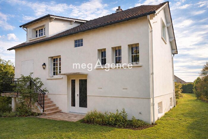 Rosny-sur-Seine : Maison 5 pièces à vendre