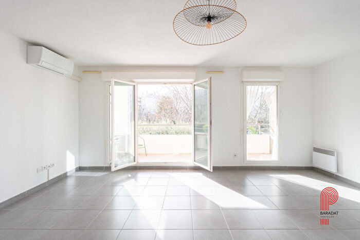 Appartement à vendre - Marseille e , Les Caillols - 3 pièces - 2 chambres