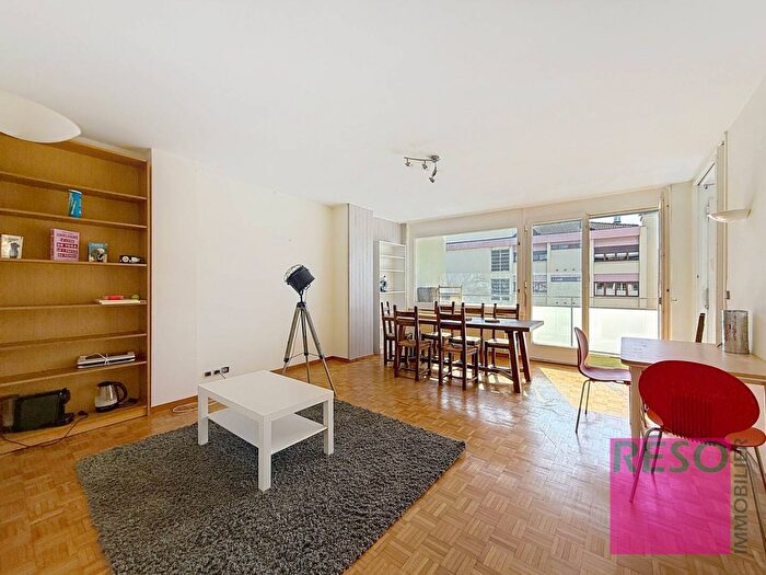 Appartement à louer - Centre, Annemasse - 4 pièces - 3 chambres