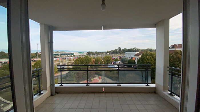 Appartement 2 pièces à Annemasse, Centre-ville, à vendre