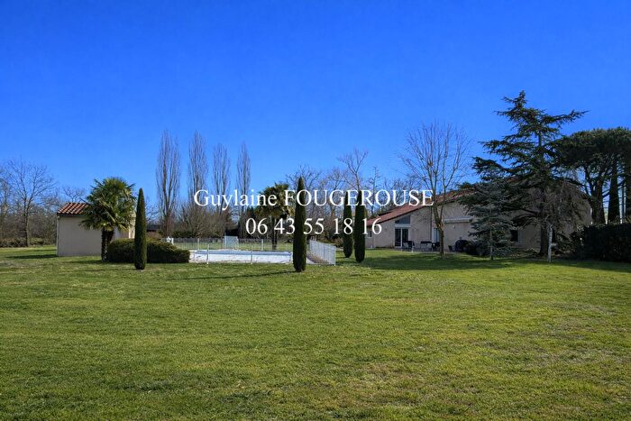 Maison à vendre - Montbrison, Beauregard, Maupas - 13 pièces - 9 chambres