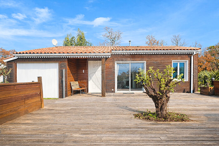 Maison à vendre - Les Mathes - 3 pièces - 2 chambres