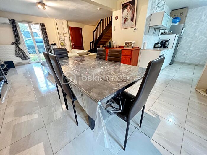 Maison à vendre - Coulommiers, Ville haute - 5 pièces - 4 chambres