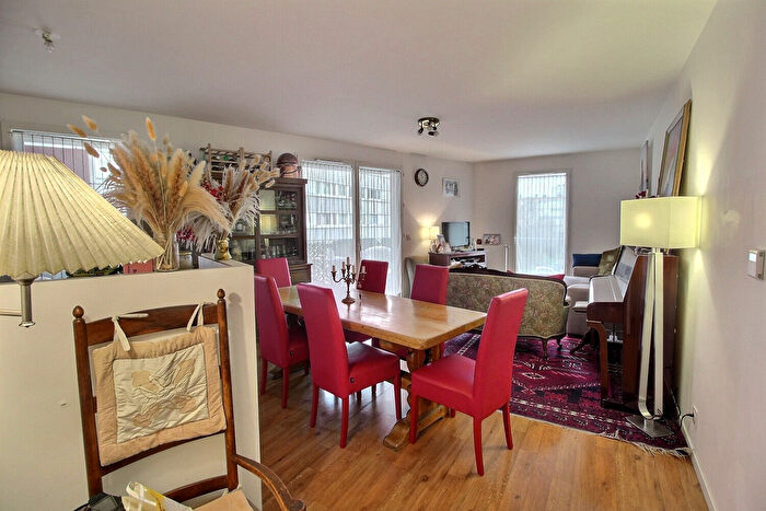 Appartement à vendre - Massy, Centre-ville - 5 pièces - 4 chambres