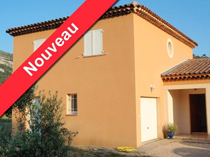 Maison à louer - Hameau, Simiane-Collongue - 5 pièces - 4 chambres