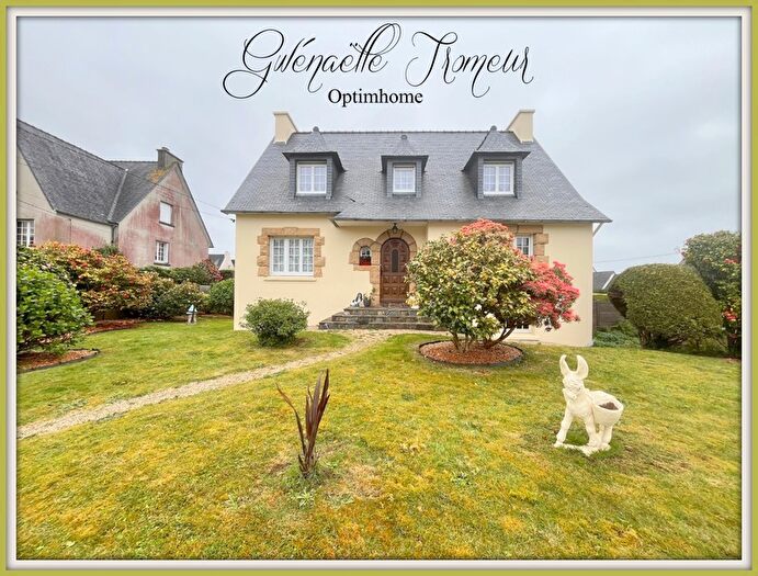 Maison à vendre - Landivisiau - 7 pièces - 4 chambres