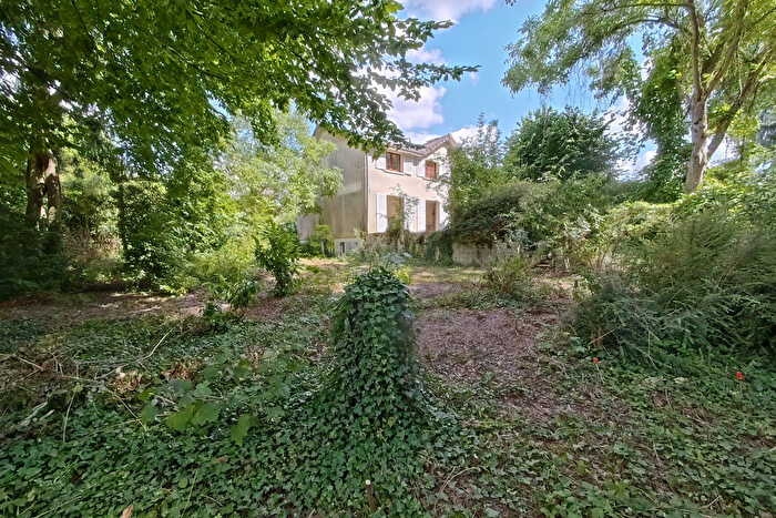 Maison à vendre - Jossigny - 7 pièces - 5 chambres