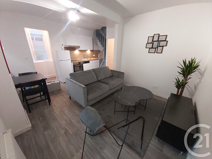 Appartement à louer - Rouen, Vieux Marché, Cathédrale - 3 pièces - 2 chambres