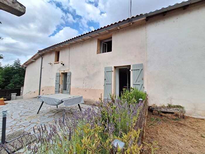 Ansac-sur-Vienne : Maison 5 pièces à vendre