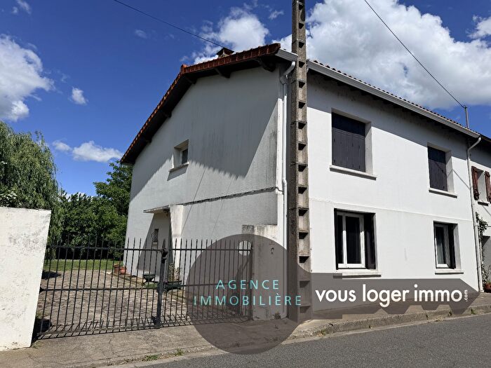 Maison 6 pièces à Montesquieu-Volvestre, à vendre