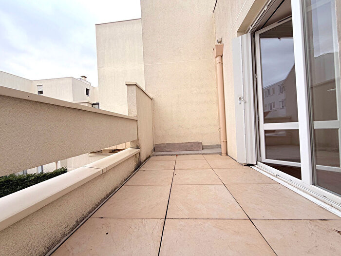 Appartement 3 pièces à louer - Évry, Bras de Fer