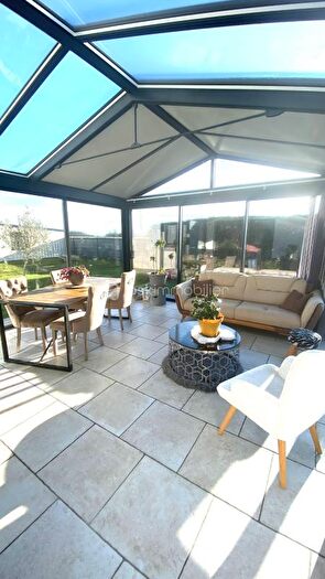 Maison à vendre - Bréval - 7 pièces - 5 chambres