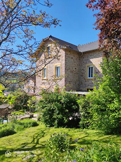 Maison à vendre - Cours-la-Ville - 8 pièces - 5 chambres