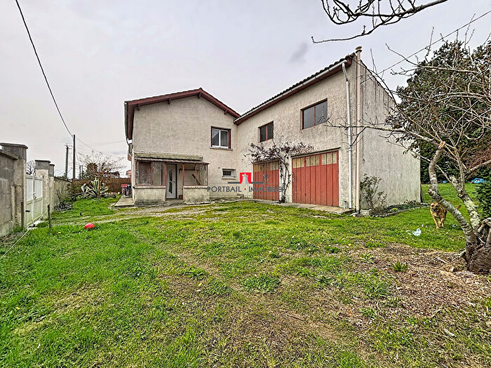 Maison à vendre - Saint-Aubin-de-Blaye - 5 pièces - 3 chambres