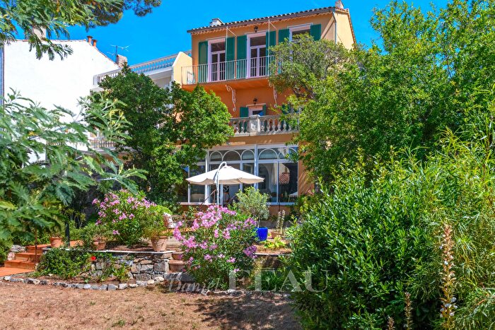 Maison 7 pièces à vendre à Toulon, Le Mourillon, La Mitre, Fort Lamalgue