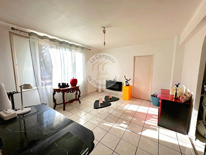 Appartement à vendre - Marseille e , Sainte-Marguerite - 3 pièces - 2 chambres